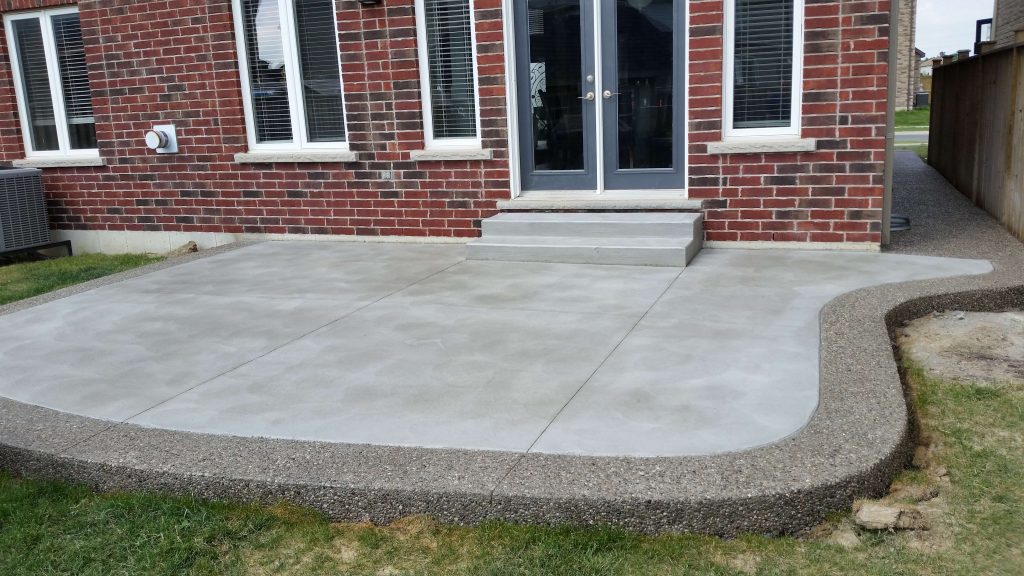 Broom Finish or Smooth Finish? Choose the Best for You